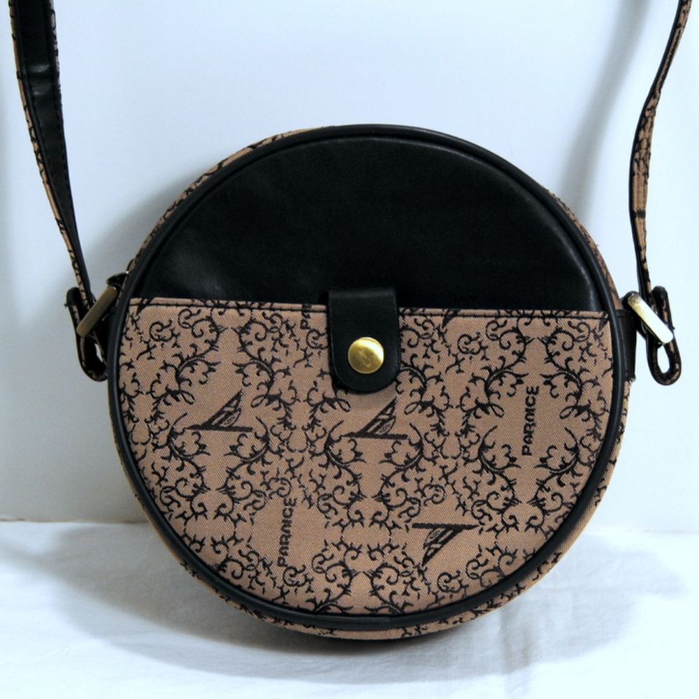 Parnice Woman's Purse / Round Canteen / Vintage - Gem